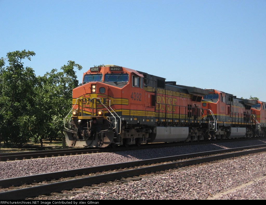 BNSF 4392 East